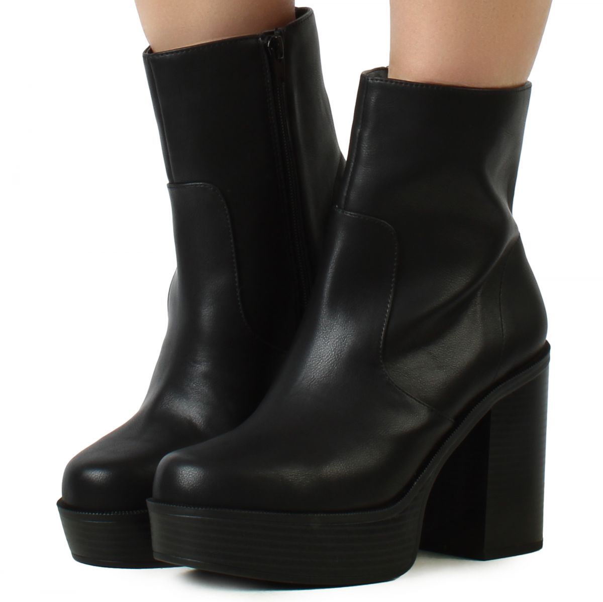 SOLE LA VIE Kedge- Platform Heel Boot FD KEDGE-S-BLK - Karmaloop