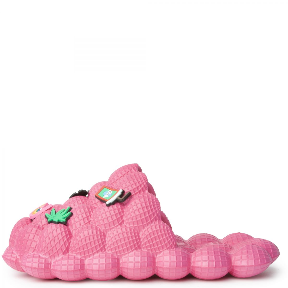 SOLE LA VIE JELLY BUBBLE SLIPPERS GENN-05-FUCH - Karmaloop