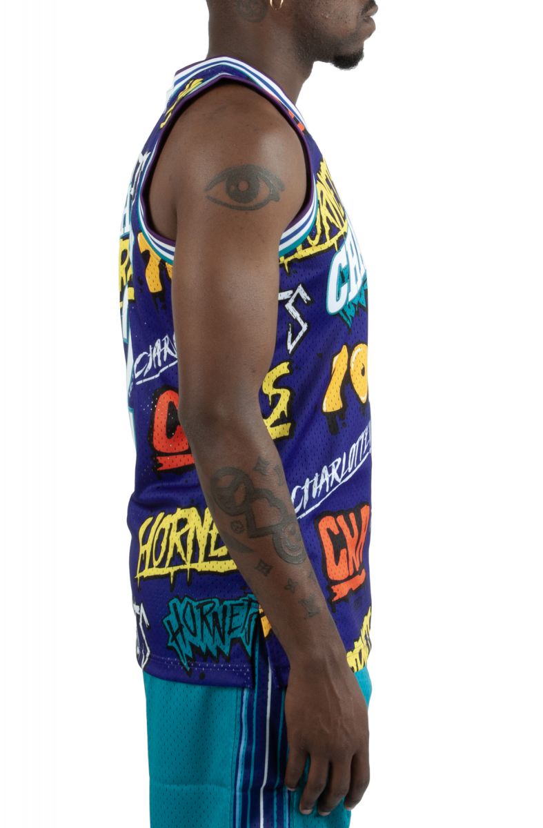 MITCHELL & NESS NBA Slap Sticker Hornets Swingman Jersey TFSM4768 ...