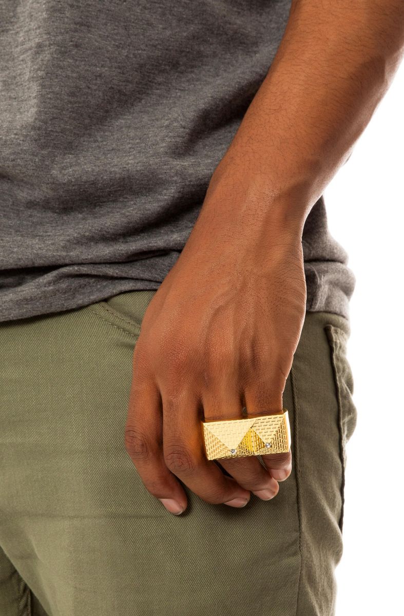Black Scale Ring Pyramid 2 Finger in Gold
