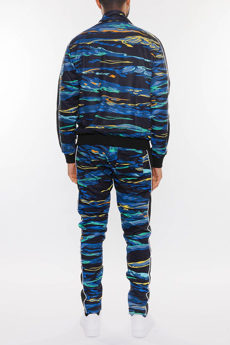 WEIV Catch Side Stripe Print Track Suit SET0510-0710-BLACK - Karmaloop