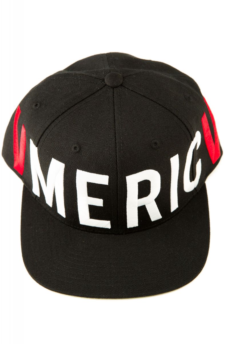 BLACK SCALE The Old Glory Snapback in Black BSSP16-BSHW062-BLK - PLNDR