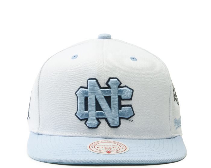 MITCHELL & NESS University Of North Carolina Champ City 2T Snapback ...